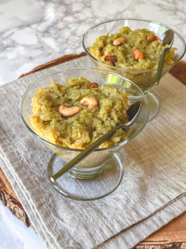 Dudhi Halwa Recipe (Lauki Halwa) - Spice Up The Curry