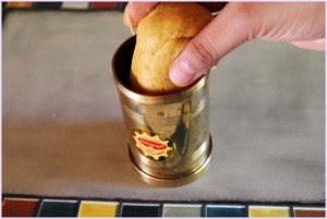 Sev Recipe (Homemade, Thin, Besan Sev) - Spice Up The Curry