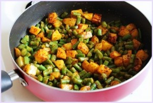 Aloo Beans Sabzi - Spice Up The Curry