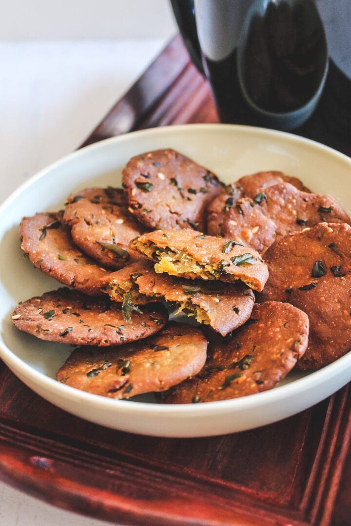 Methi Bajri Vada Recipe - Spice Up The Curry