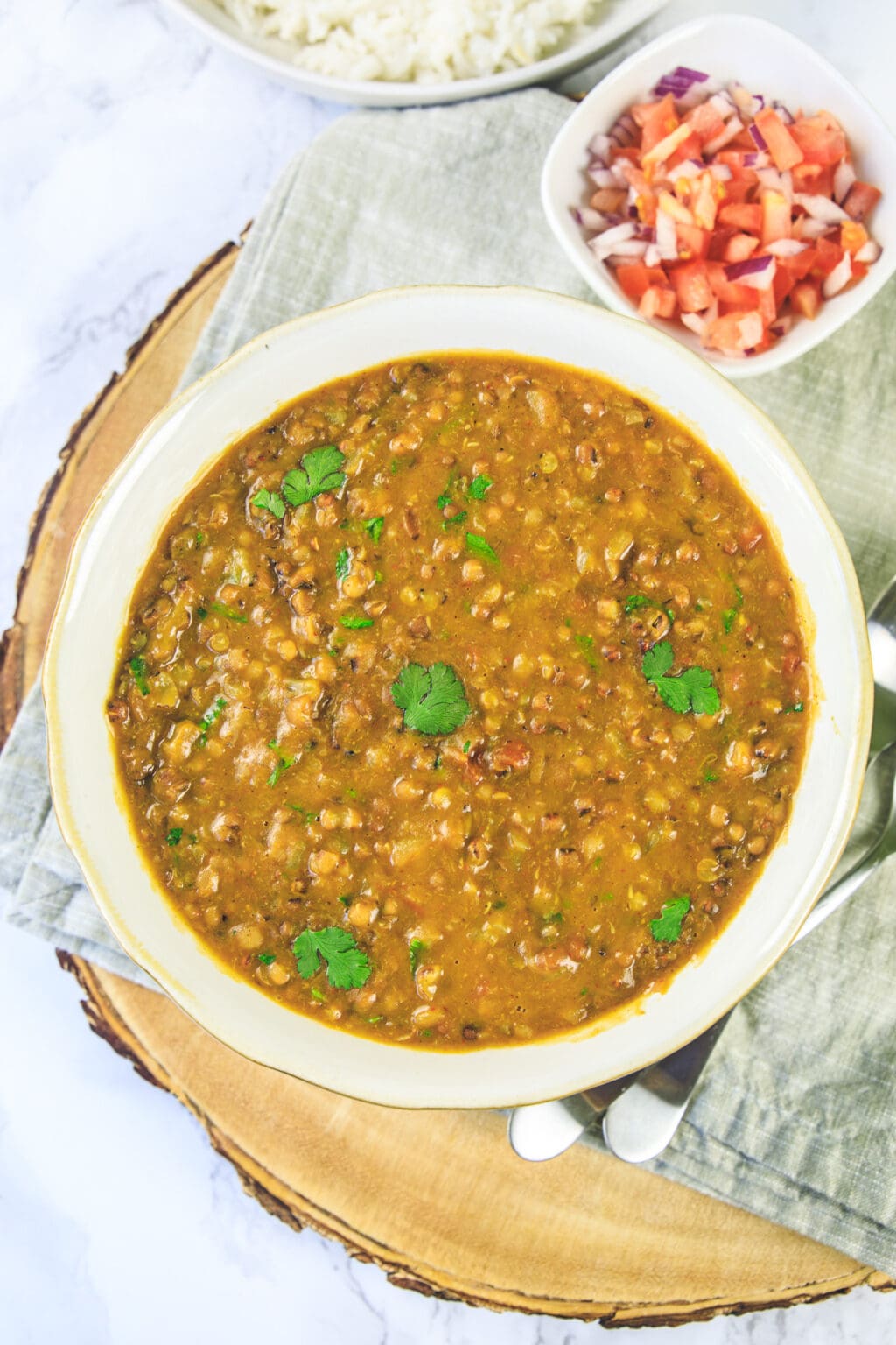 Matki Usal - Spice Up The Curry