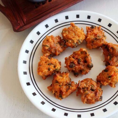 Leftover Rice Pakora (Chawal Ke Pakore) - Spice Up The Curry