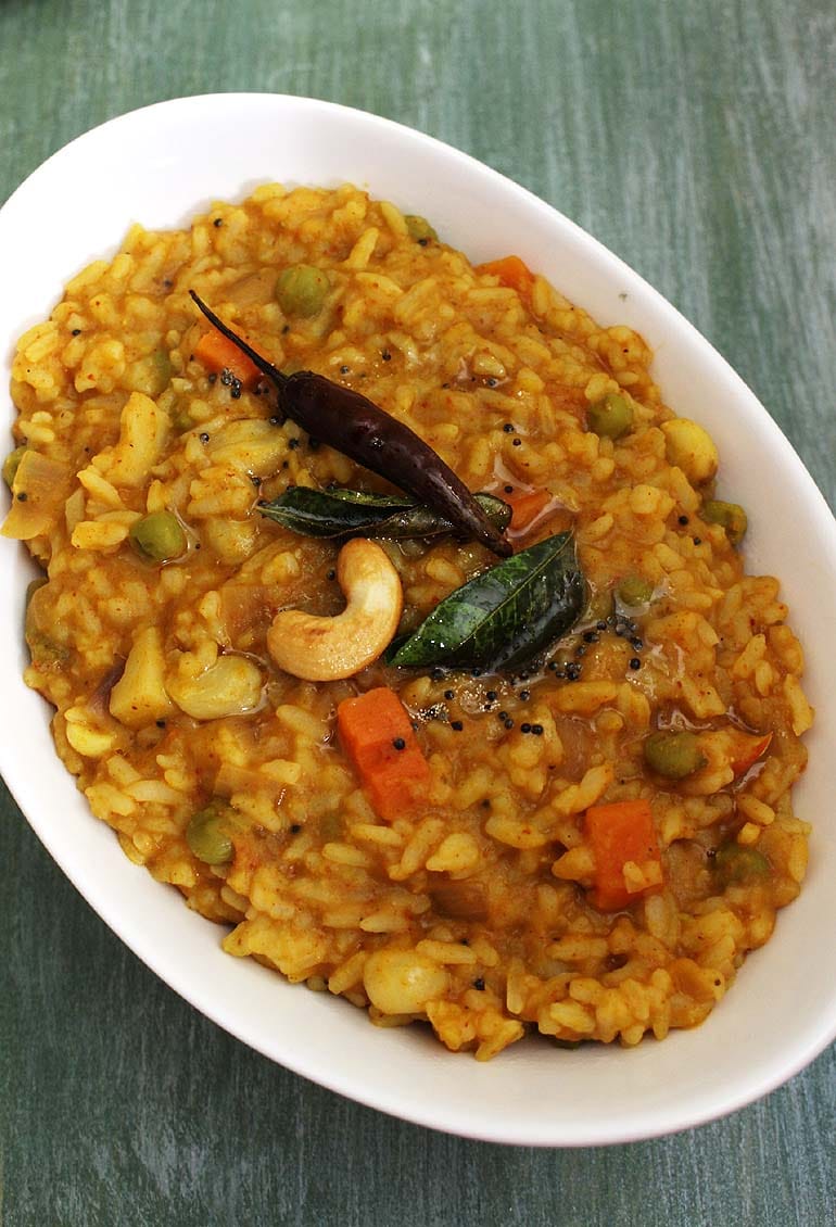 Bisi Bele Bath Recipe (Karnataka Style BisiBeleBath Recipe)
