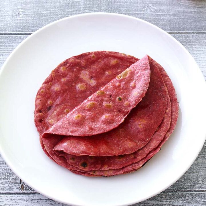 Beetroot Roti - Spice Up The Curry