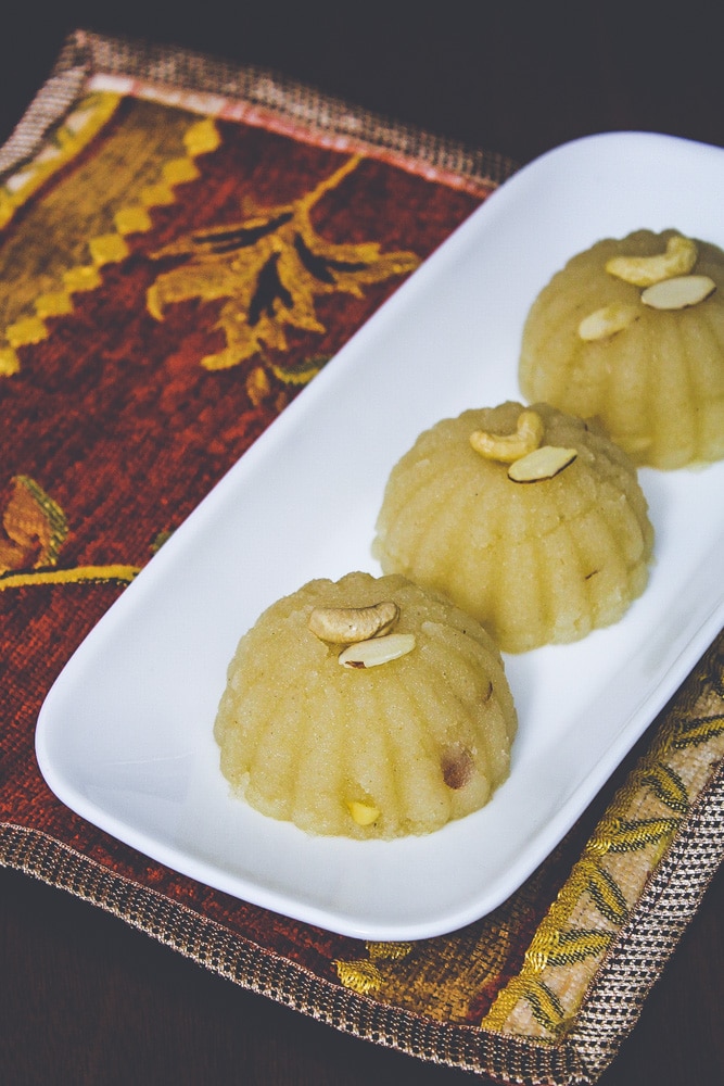 Sheera Recipe (Sooji Halwa) - Spice Up The Curry