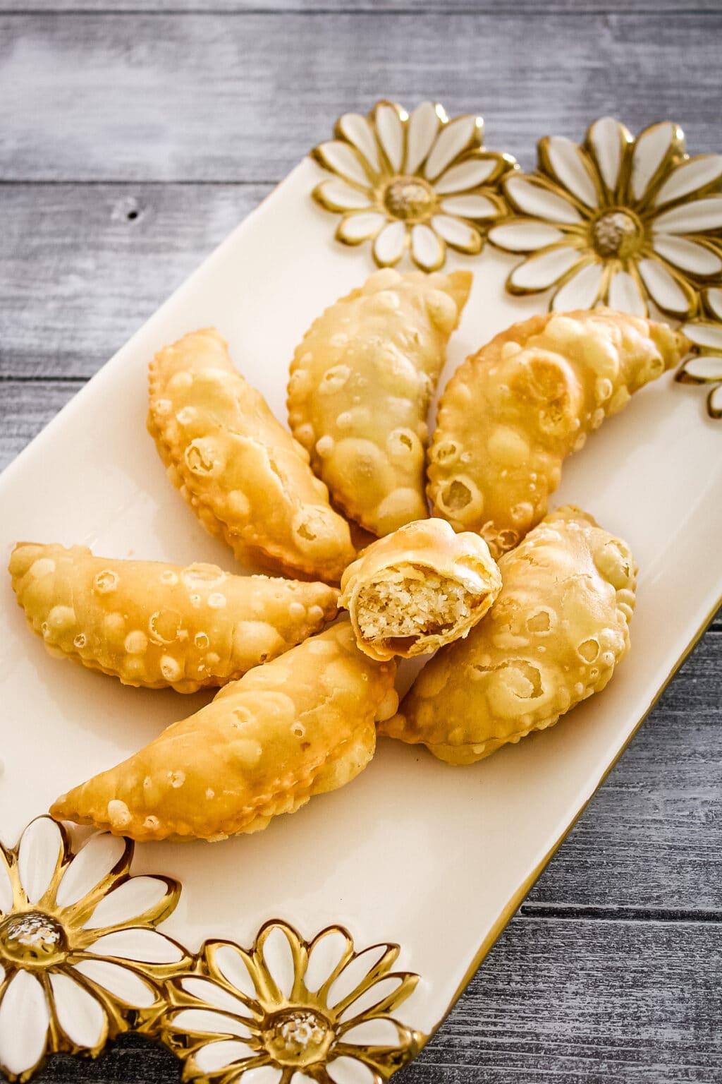 Karanji Recipe (Maharashtrian) - Spice Up The Curry