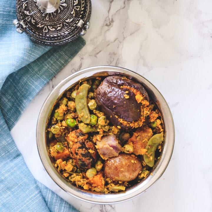 Surti Undhiyu Recipe (Instant Pot) - Spice Up The Curry