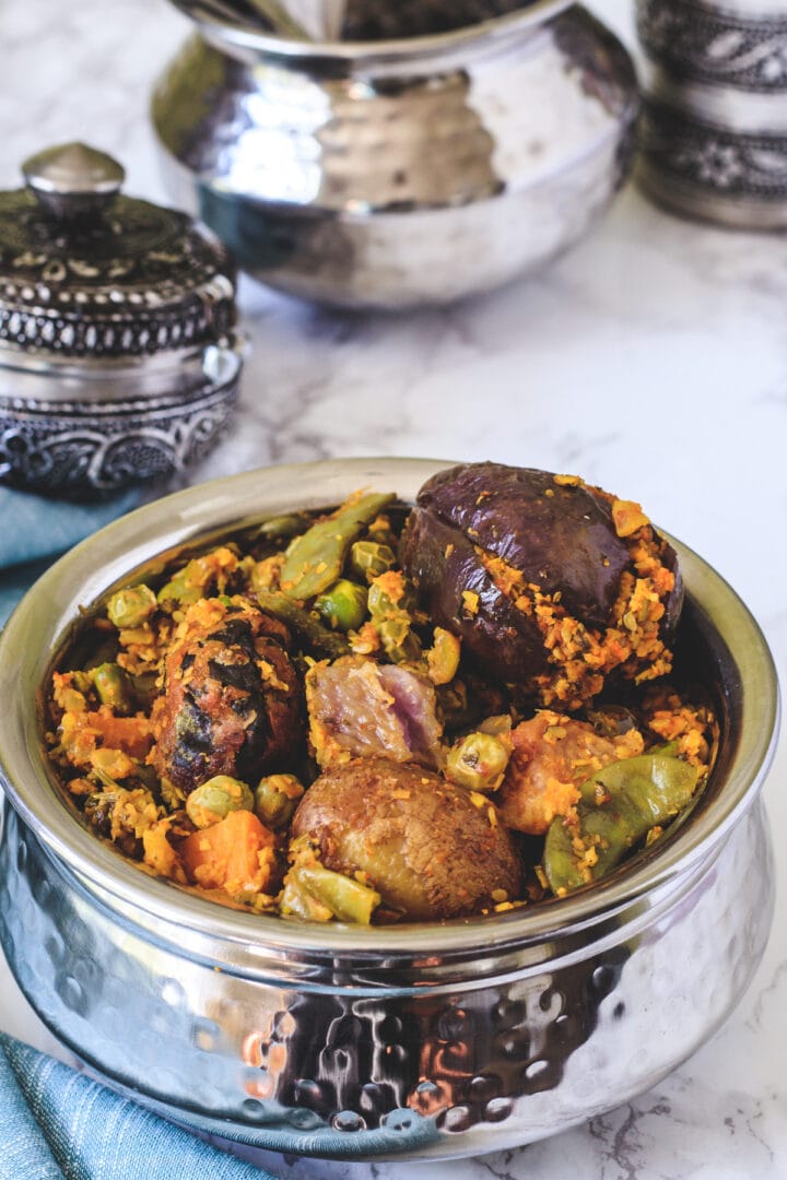 Surti Undhiyu Recipe (Instant Pot) - Spice Up The Curry