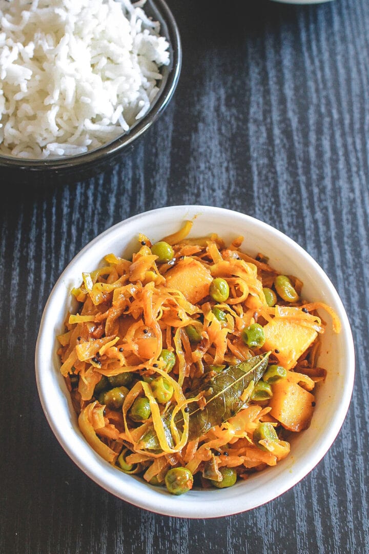 Cabbage Sabzi (Kobi Bateta Nu Shaak) - Spice Up The Curry
