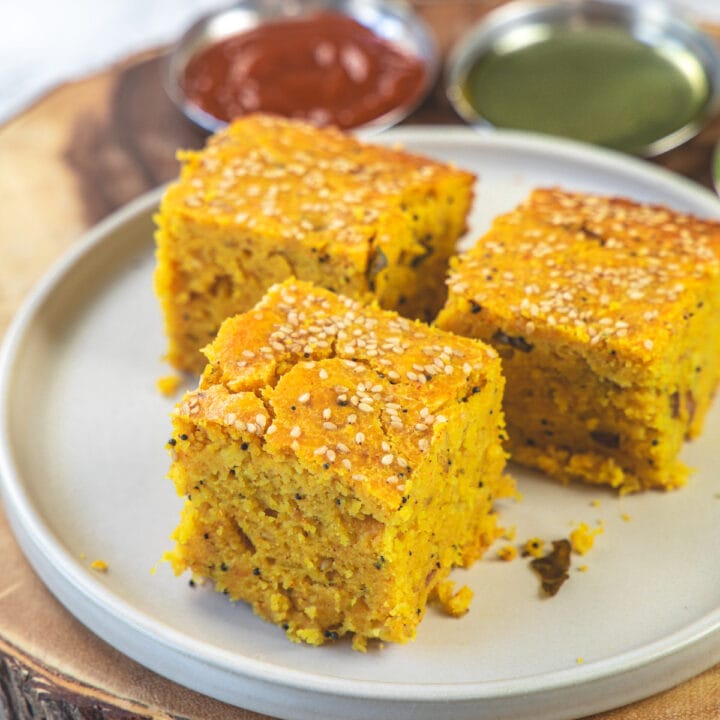 Handvo Recipe (Baked In Oven) - Spice Up The Curry
