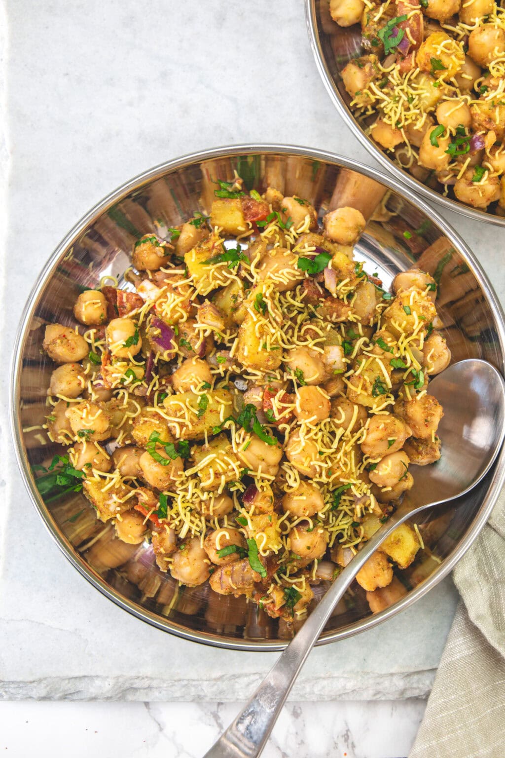 Chana Chaat Recipe (Chickpea Chaat) - Spice Up The Curry
