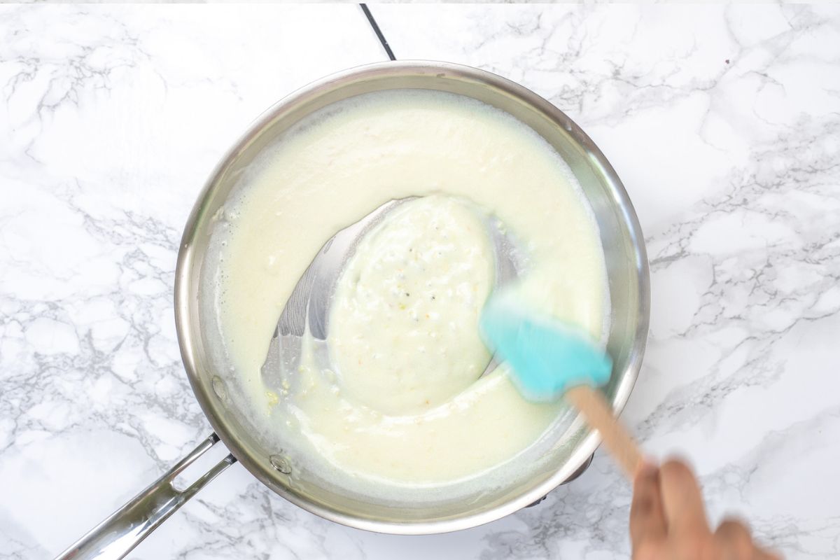 Olive Garden Alfredo Sauce (Copycat) - Spice Up The Curry